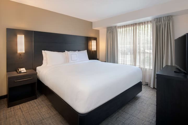 3 Relaxing 2br Suites With Pool & Free Breakfast! - Georgia, GA