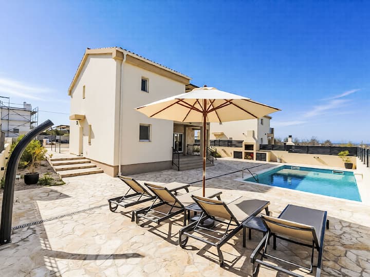 Beyla By Interhome - Nin