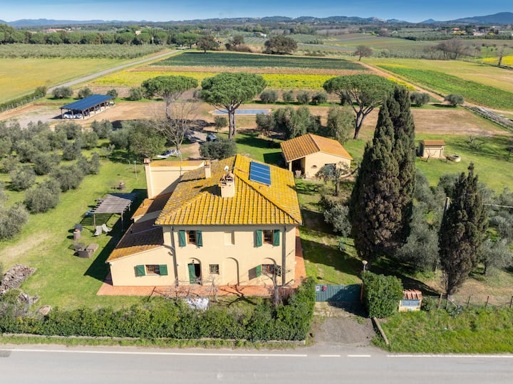 La Casa Del Prime By Interhome - Cecina