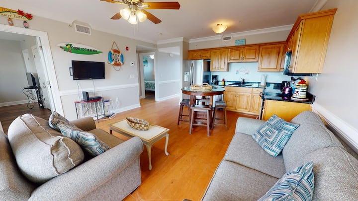 Silver Shores 11 | Coastal Condo W/ Great Location - Tybee Island, GA