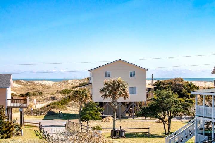 8388 Family Island Retreat | Steps To Beach - Outer Banks, NC