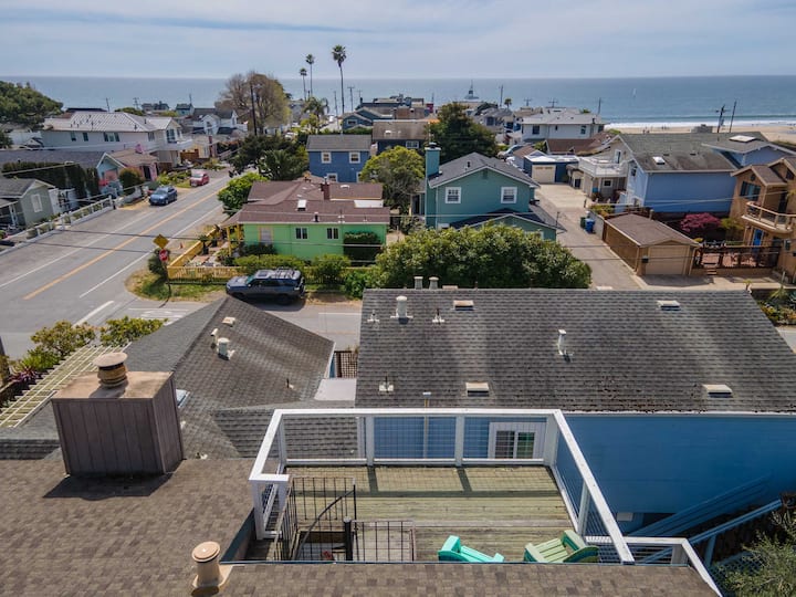 Twin Lakes Surf House - Santa Cruz, CA