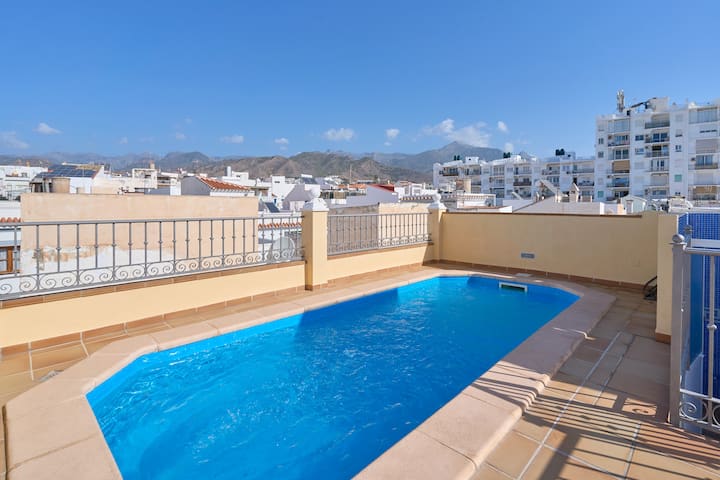 ÁTico Con Piscina En Nerja Centro - Nerja