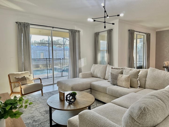 Luxury 6br Pool & Spa Home | Near Disney 374 - Kissimmee, FL