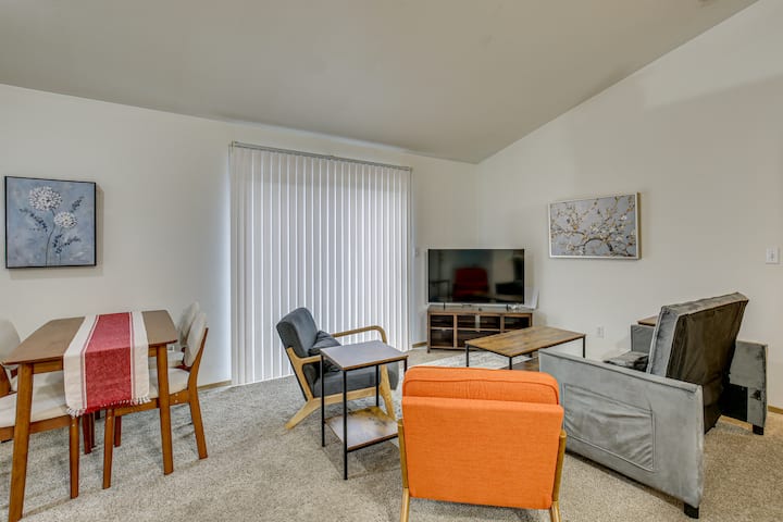 Willamette Wine Country Stay! Walk To Rainbow Lake - 유진