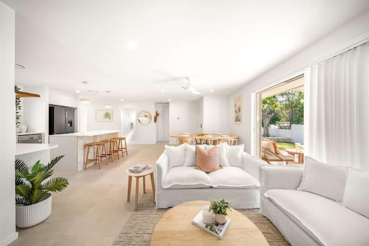 Solara Escape Mooloolaba - Luxe Pet-friendly Home - Mooloolaba