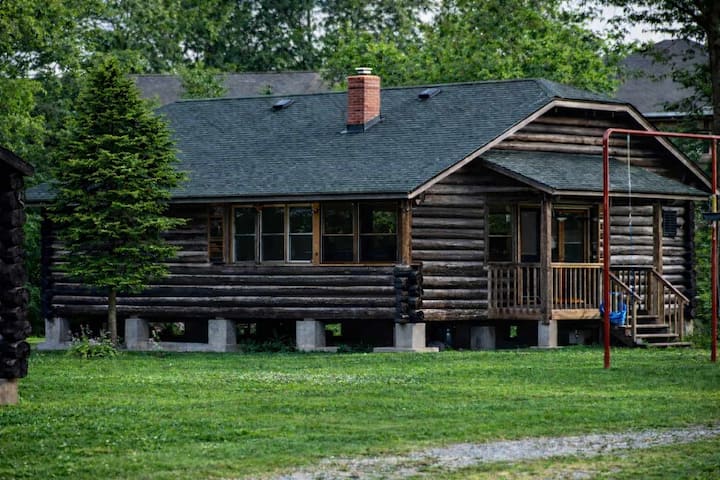 Balsam Lake - 2-bedroom Cottage #5 - Fenelon Falls