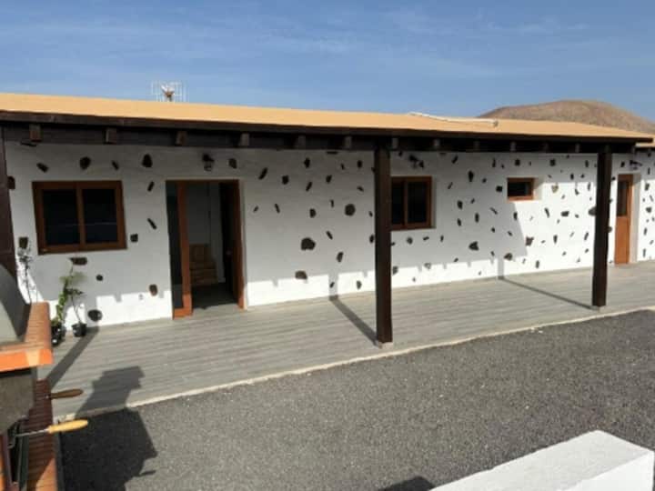Hermosa Villa Con 3 Dormitorios - Fuerteventura