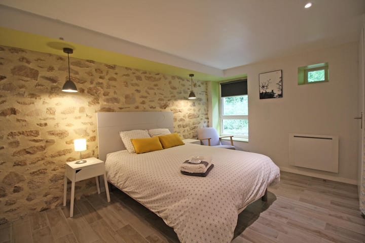 Chambre Du Rez De Chaussée - Bessines-sur-Gartempe