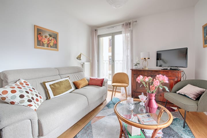 Esprit Village - Avec Parking Privé - Clamart