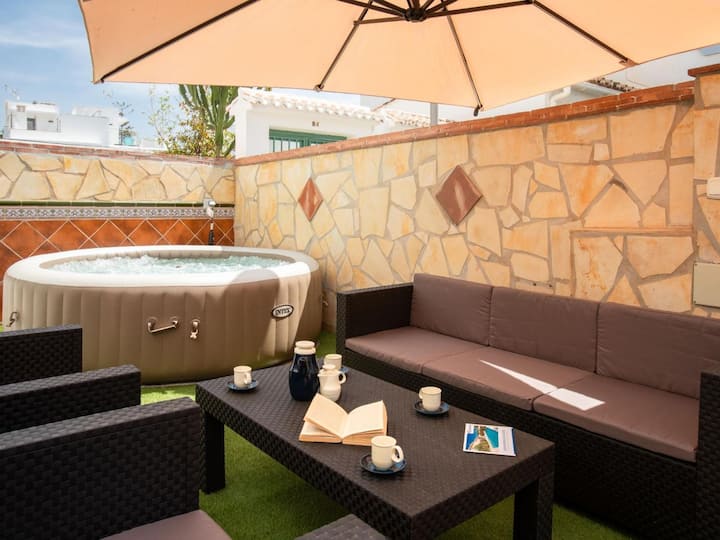 Town Center House With Jacuzzi - Frigiliana