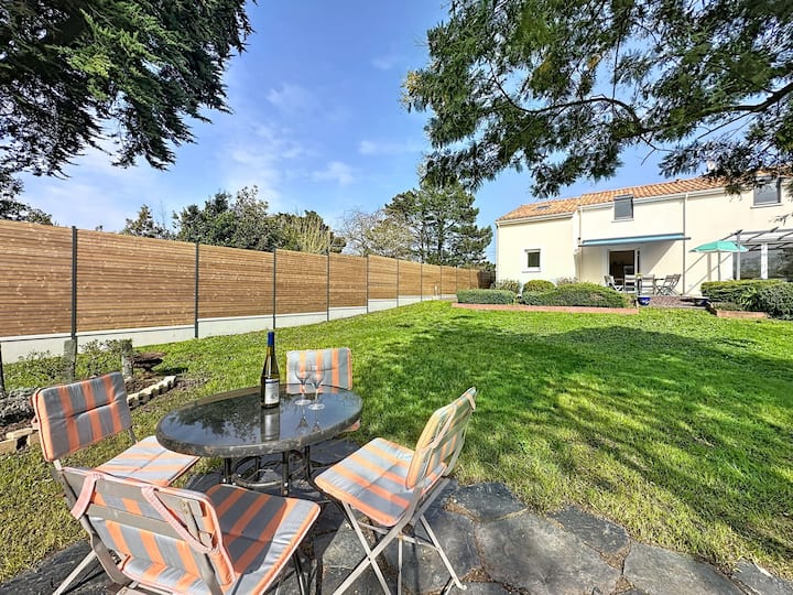 Briasel By Interhome - La Bernerie-en-Retz