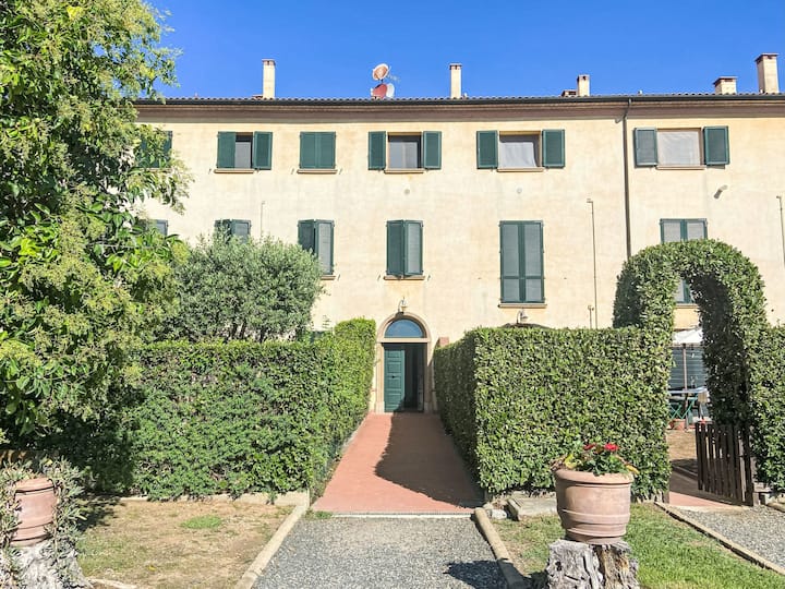 Cinquantina By Interhome - Cecina