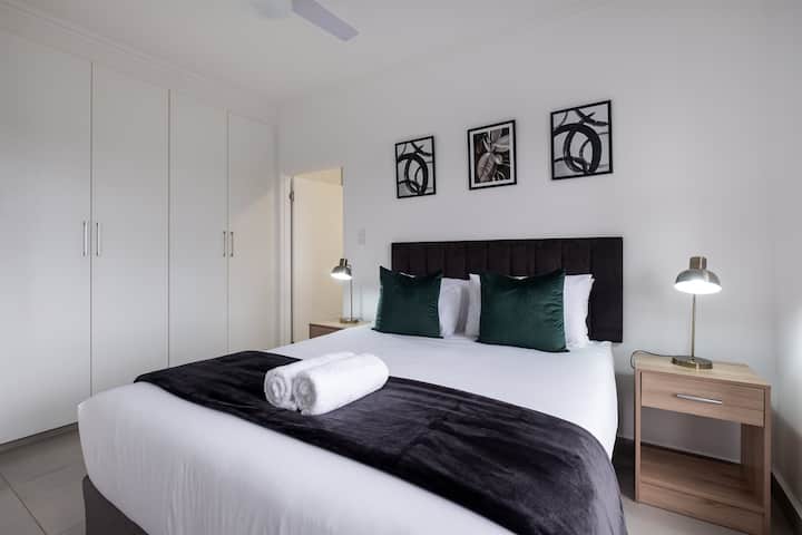 Good Vibes & Tides - Dolphin Coast