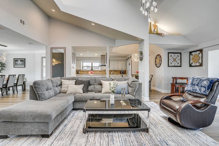 Private 1-acre Hideaway, 2 Mi To Joe Pool Lake! - Grand Prairie, TX