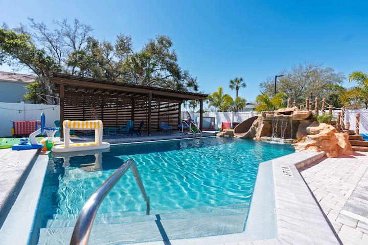 Sleeps 10 - Pool W/ Slide - Games - 6 Min To Img - Longboat Key, FL