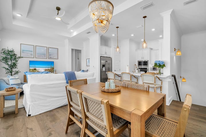 You Are My Sonshine By Stay On 30a - Watersound, FL