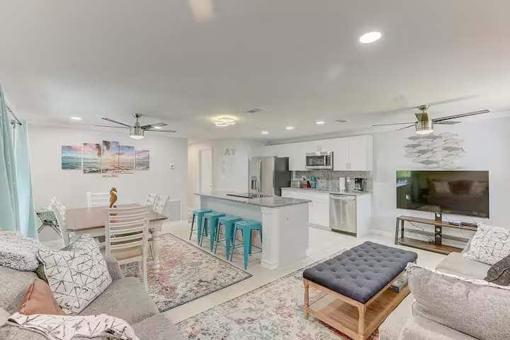 Heated Pool & Slide - 6 Min To Img - Putt Putt - Bradenton, FL