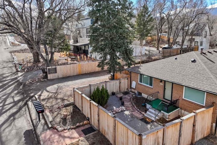 Cozy 1br Near Downtown & Garden Of Gods - Colorado Springs, CO