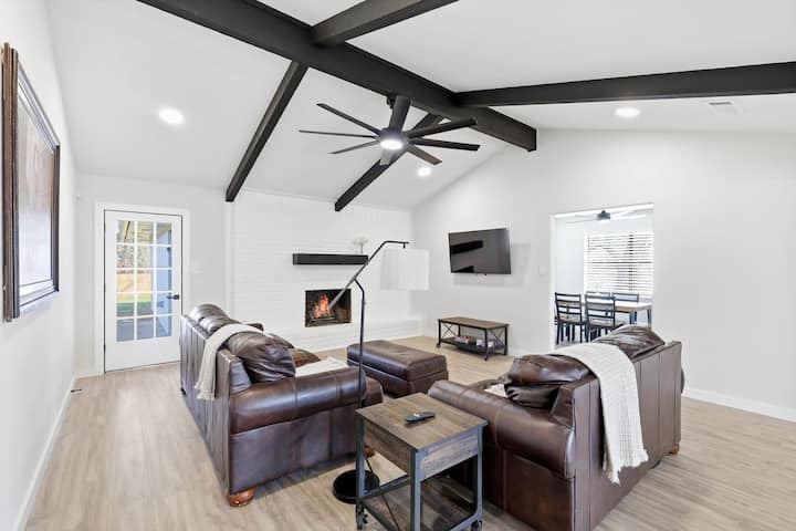 The Highland Haven: 4br Home Near Dfw Airport - Flower Mound, TX