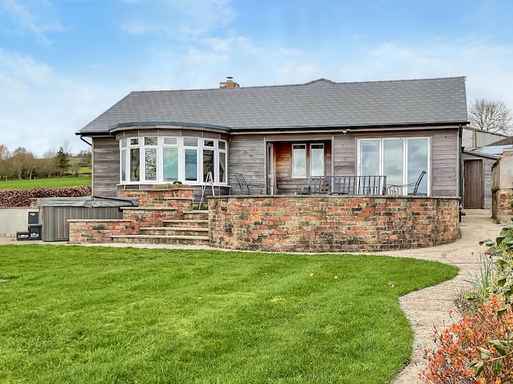 Little Broadenham - Crewkerne