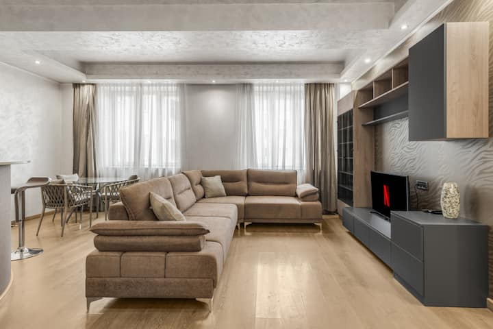 Heart Of Northern Avenue | 2bdr Luxury Apartment - Yerevan
