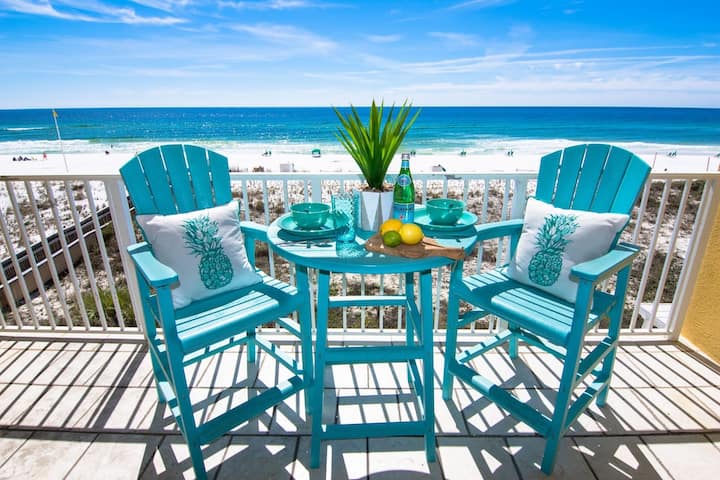 Sublime Luxe Retreat + Free Beach Service - Okaloosa Island, FL