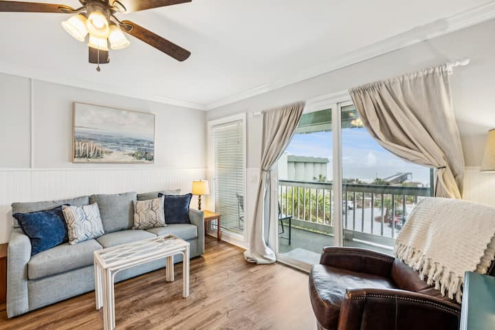 315a Sea Cabin 1 Br Condo With Pool - Isle of Palms, SC