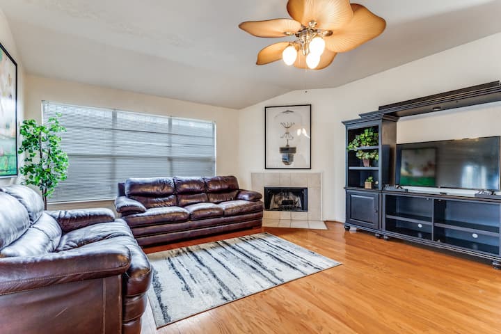 3br Warm Inviting Retreat North Fw ~ Fam & Friends - Fort Worth, TX