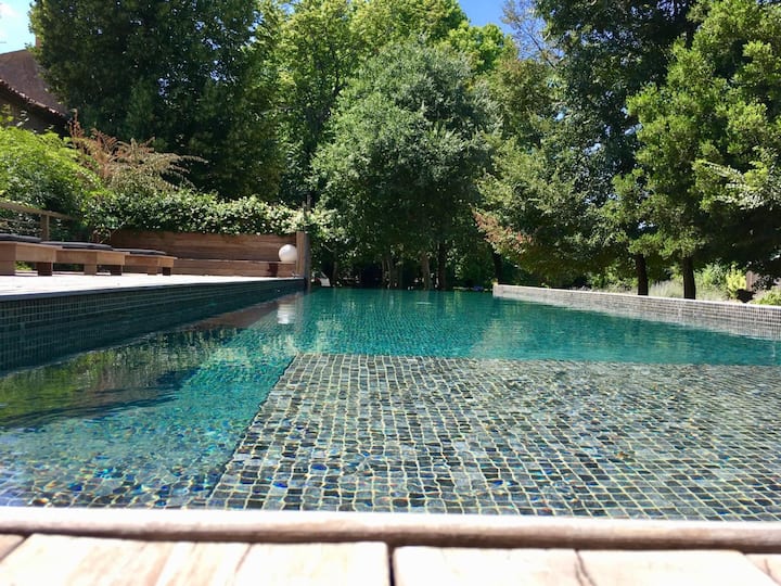 Château De Jouques - カシス