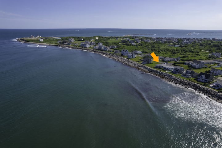 Ocean Front In Point Judith W/ Ac - Narragansett, RI