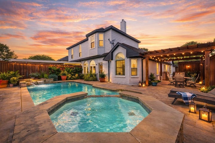 Resort-style Allen Home | Pool | Spa | Theater - 艾倫