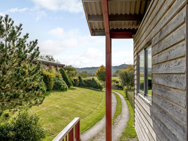 2 Bed In Glastonbury (Oc-79499) - Glastonbury