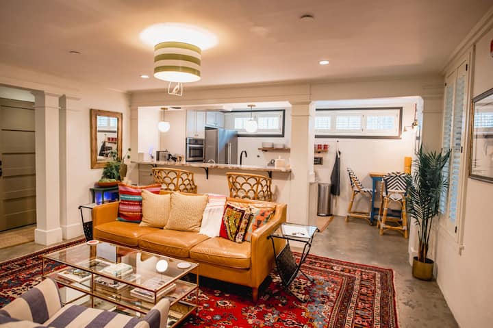 Cozy English Basement Apartment W/ Private Patio - Charleston, SC