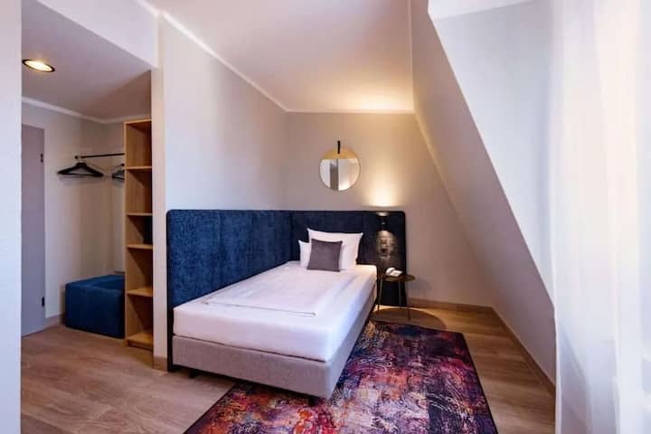 Standard Einzelzimmer- Standard Single Room - Lichtenstein