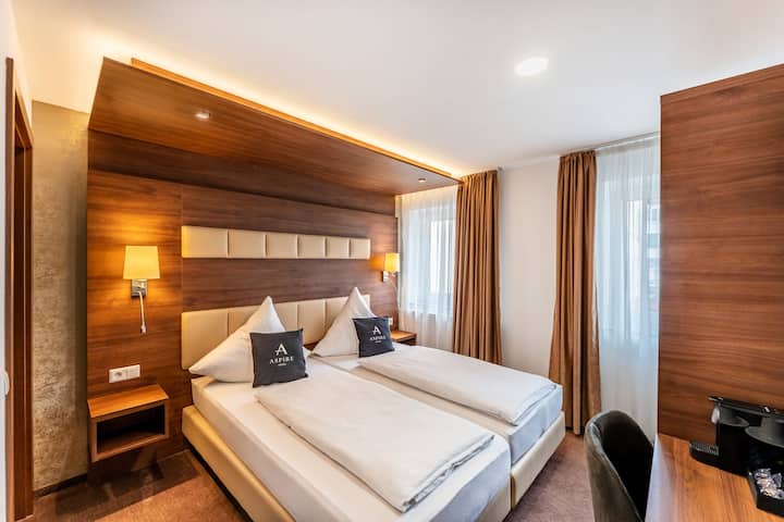 Standard Doppelzimmer-standard Double Room - Reutlingen