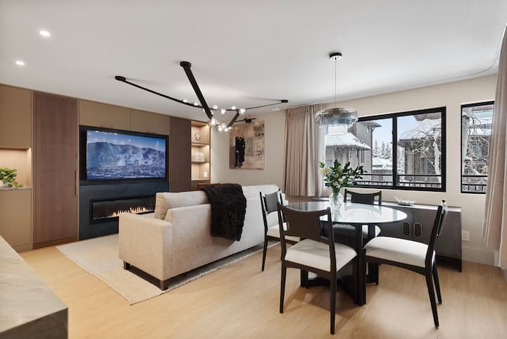 Aspen Designer Ski-in Lift 1a | The Aspen Edit - Aspen, CO