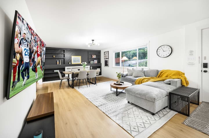 Newly Modern 4br2ba Rambler By Super Market - Shoreline, WA