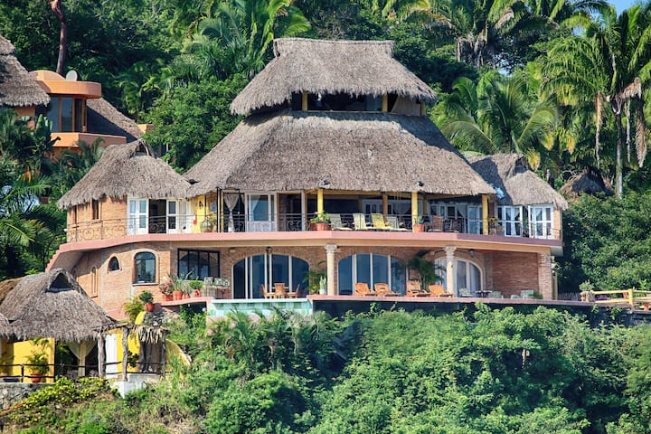 Oceanview Luxury Estate | 7br + Loft | Private Com - Sayulita