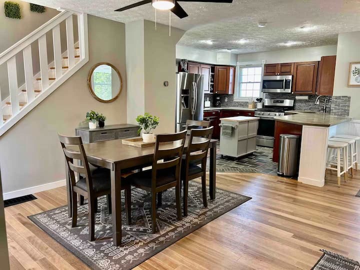 Warfleigh Retreat Near Broad Ripple - The Waterpark, Carmel