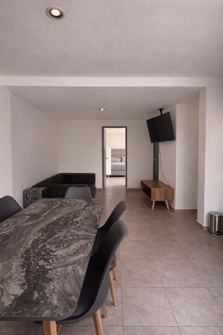 Milan Providencia, Departamento Privado - Guadalajara