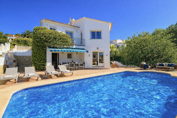Nova - Xàbia (Javea)