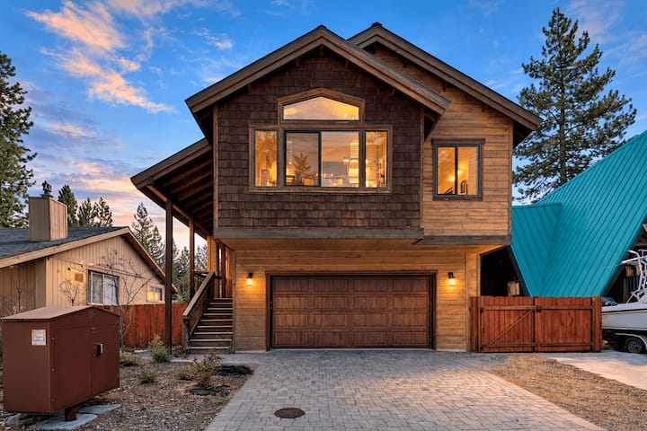 Creekwood Lodge: Hot Tub, Pool Table, Location - South Lake Tahoe, CA