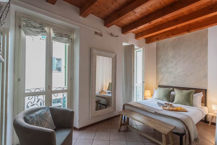 You & Me Lake Como - Como