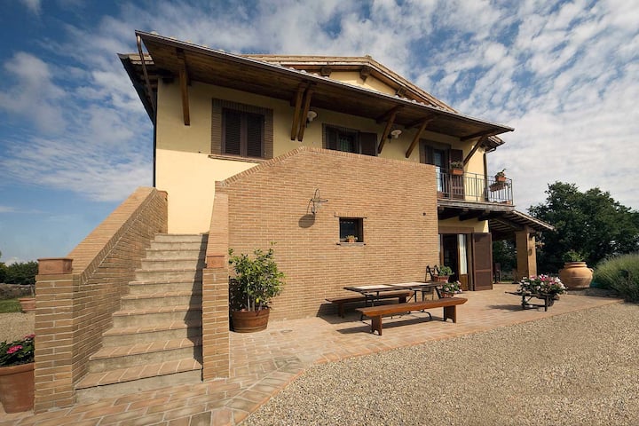 Agriturismo Montedoro - Casale Montecardone - Montefiascone