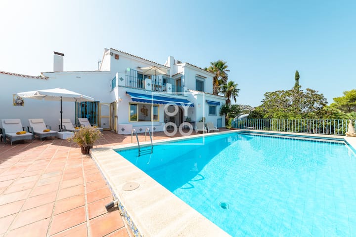 Spacious Villa, Spanish Charm, Big Pool, Sea View - Moraira