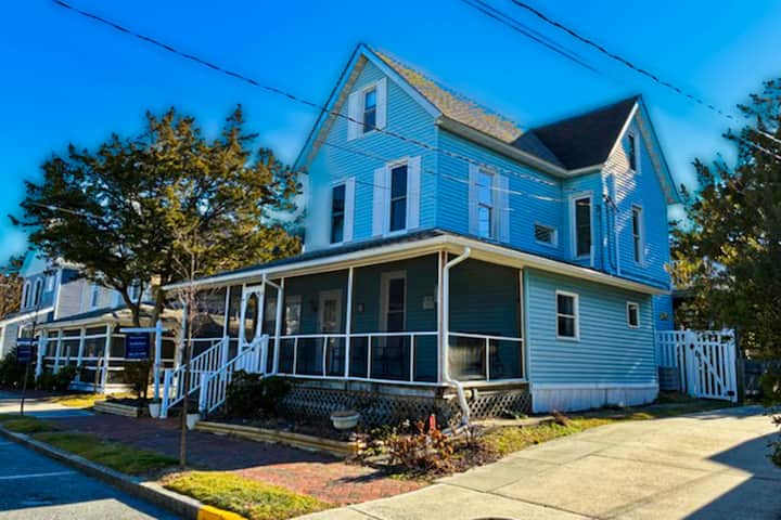 7br Town Of Rehoboth Beach House Walk To Beach - Dewey Beach, DE