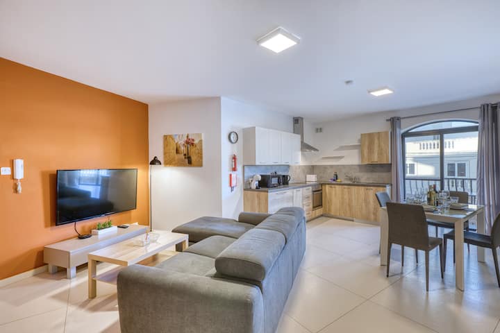 Modern And Cosy 2bedroom Flat With Balcony Bsai1-1 - Pembroke, Malta