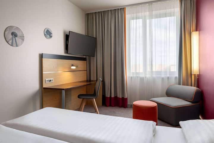 Comfort Twin | Wyndham Bratislava | For Duos - Bratislava