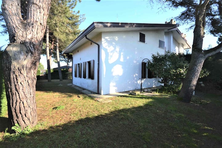 Villetta Zona Prima Est Albarella - Albarella